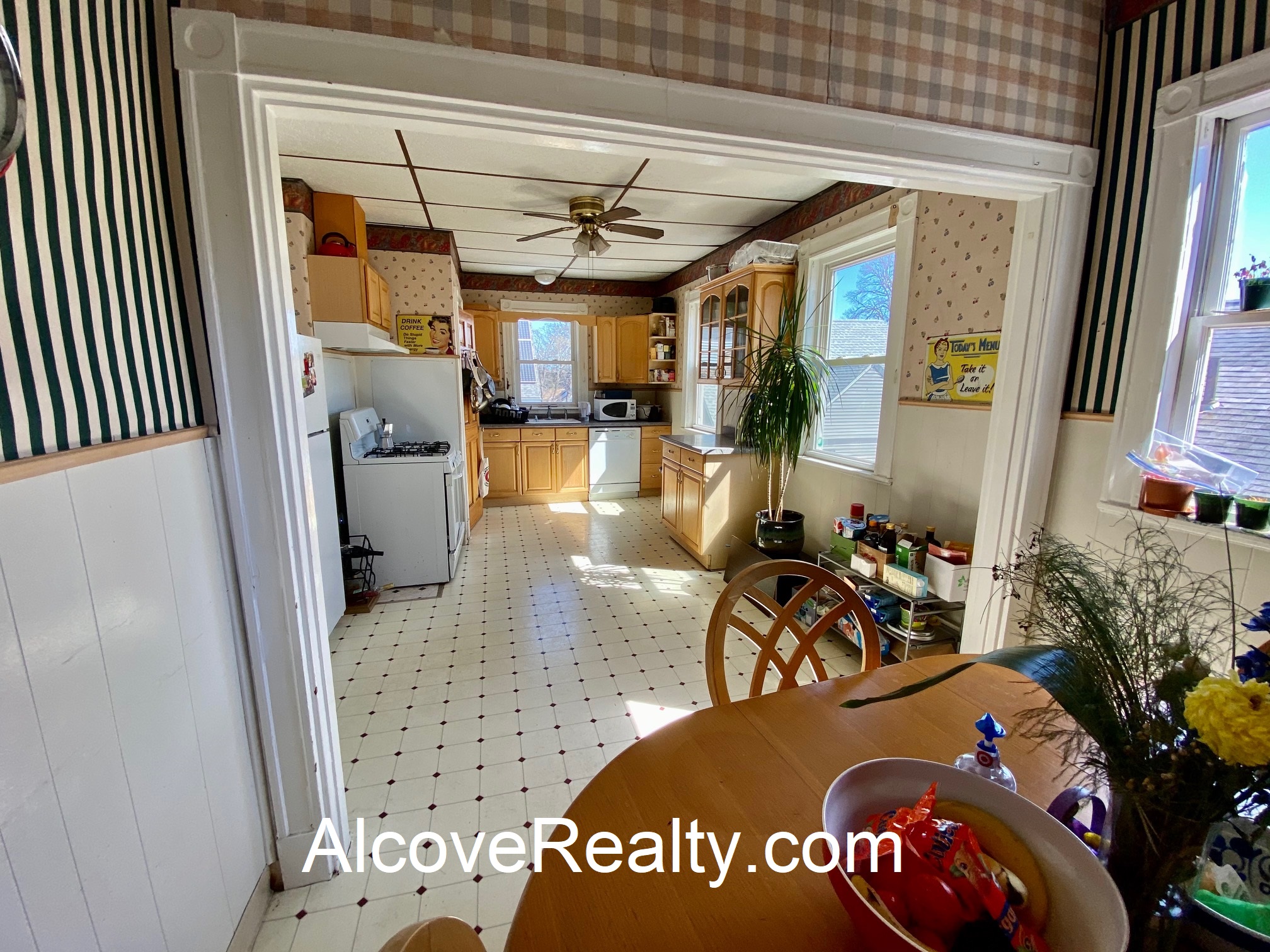 95 Belmont St, Powder House Square, Somerville, MA | Spot Easy